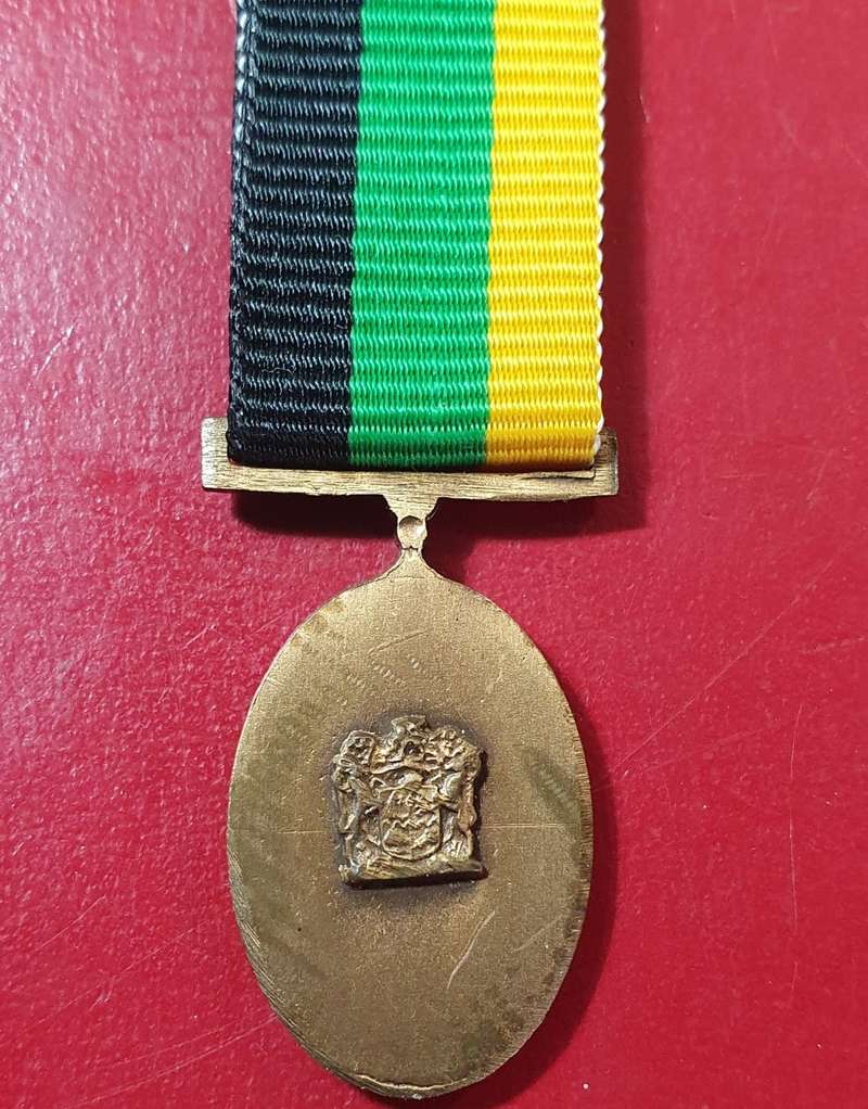 SADF & SANDF - 10 YEARS SERVICE MEDAL. MINIATURE. uMKHONTO WE SIZWE ...