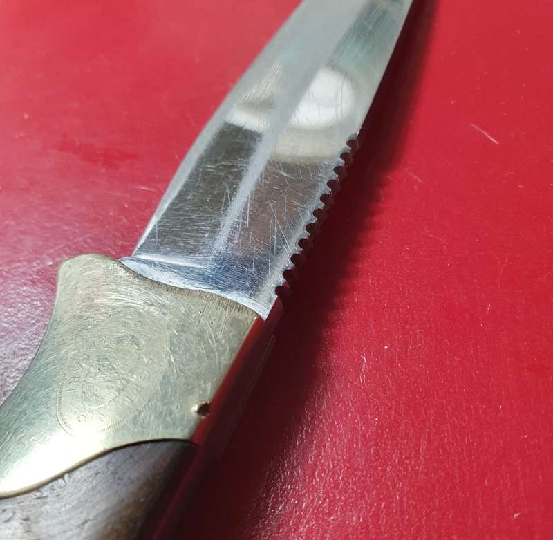 Knives & Daggers - 21CM LONG HUNTING KNIFE. WOOD AND BRASS HANDLE. for ...