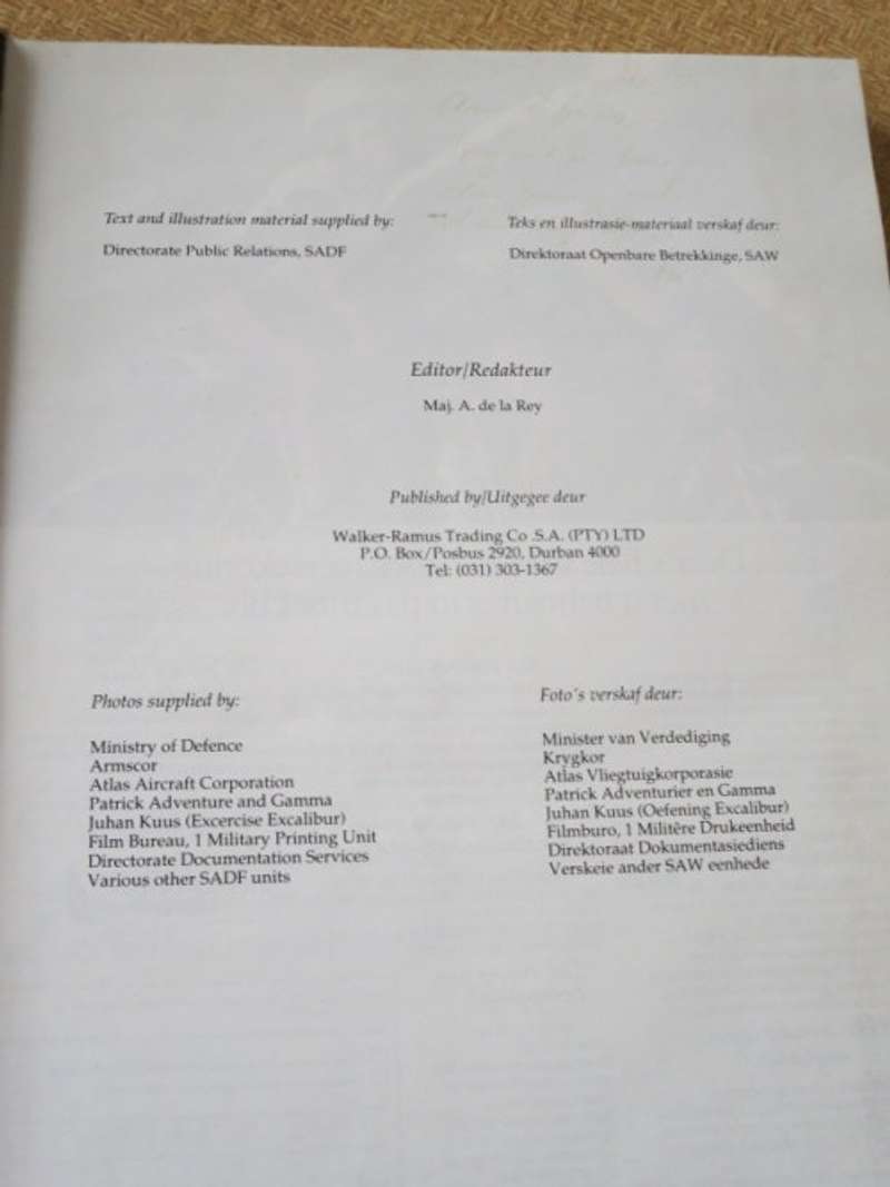 Books - SUID-AFRIKAANSE WEERMAG: OORSIG / SOUTH AFRICAN DEFENCE FORCE ...