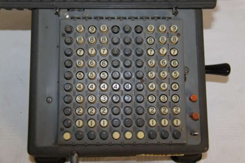 Other Antiques & Collectables - An incredible rare 1940's Monroe L200X ...