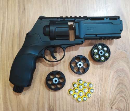 Personal Security - Umarex HDR50 .50 Cal revolver (20 Joule) + holster ...