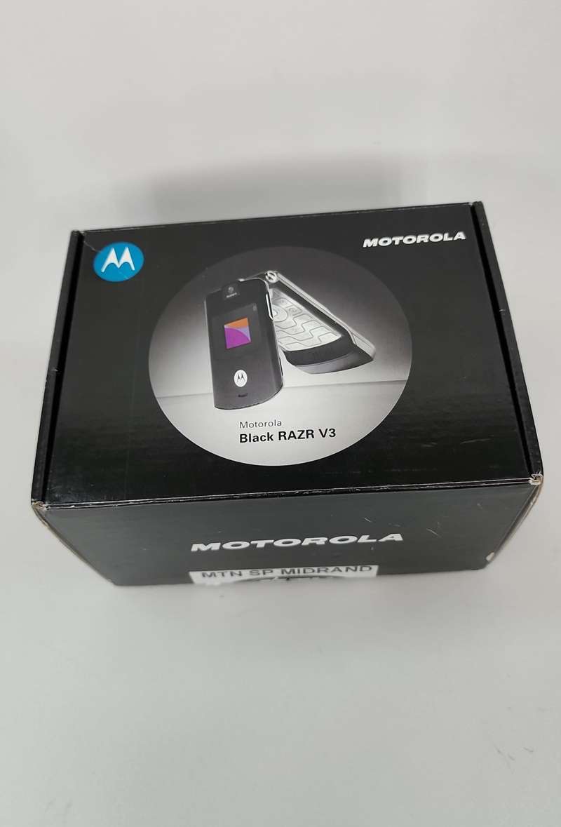Other Smartphone Brands - Retro Slide Phone - Motorola RAZR V3 for sale ...