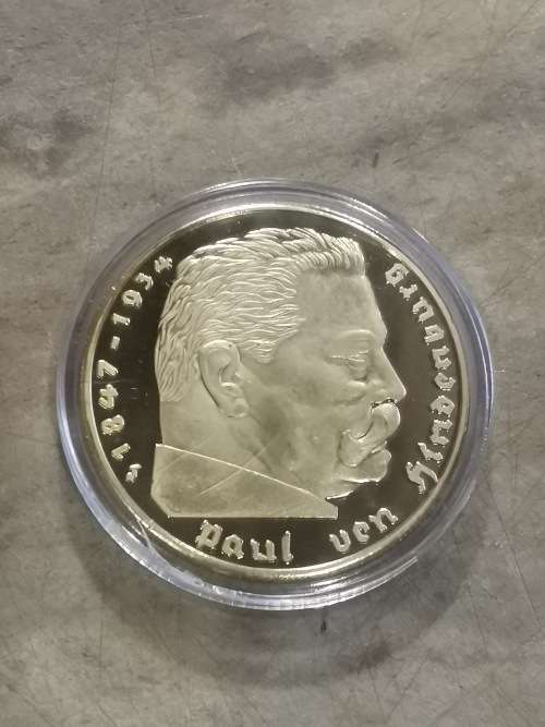 Europe - PAUL VON HINDENBURG 5 REICHSMARK GOLD PLATED COIN IN PLASTIC ...