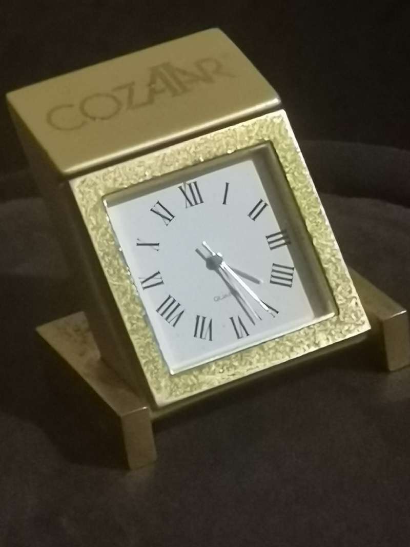 Men's Watches - SMALL DESK DISPLAY GOLD PLATED WATCH IN EXCELLENT ...