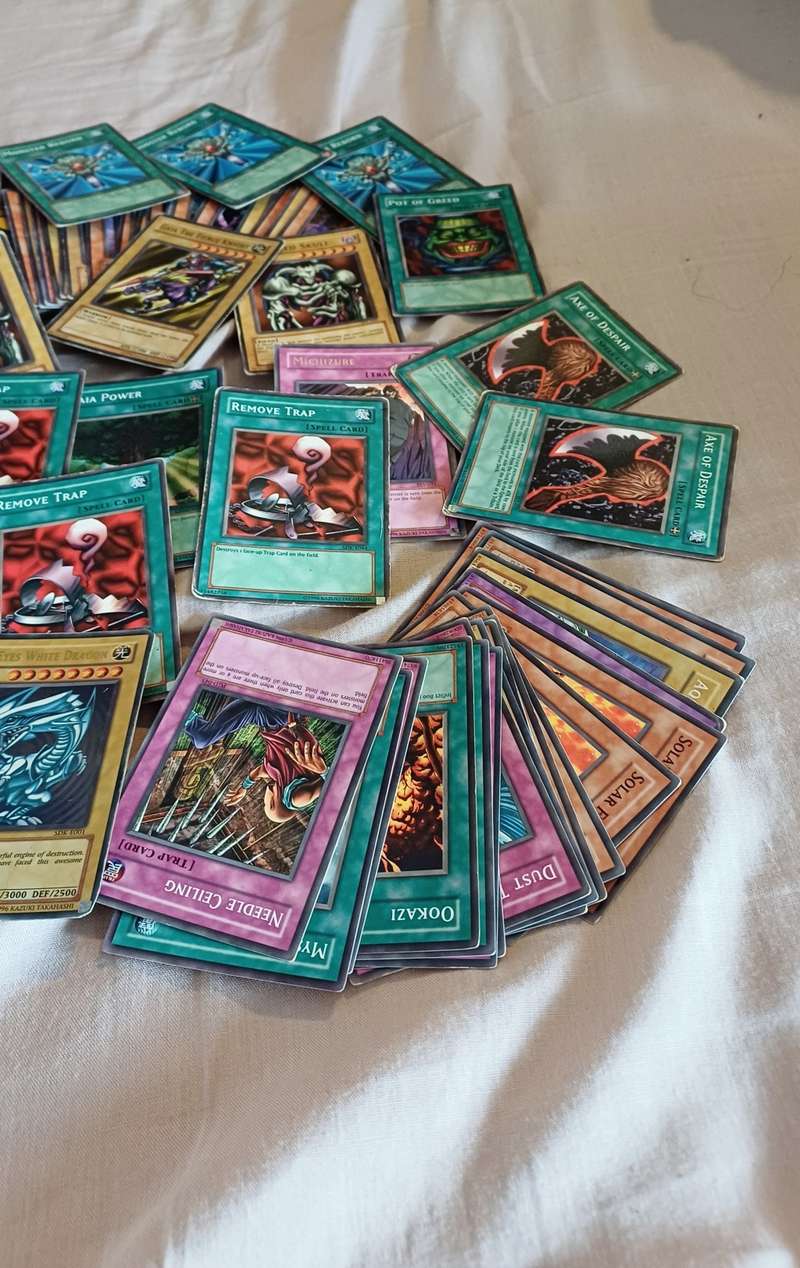Trading Cards - Lot of Yu Gi Oh trading cards was sold for 31.00 on 3 ...