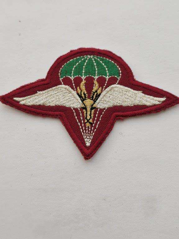 South African Army - SADF Parachute Battalion Beret Badge. Selling as a ...
