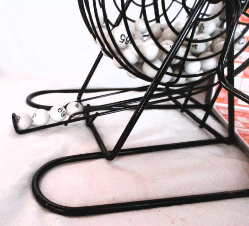 Casino Memorabilia - Vintage BINGO Set, Balls, Metal Bingo Wire Hopper ...