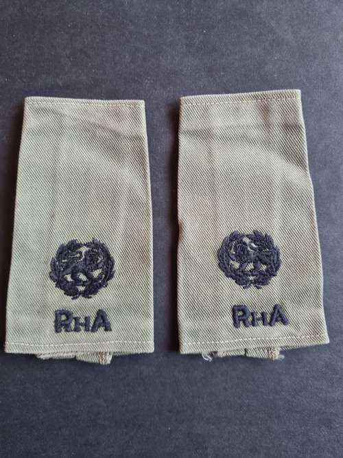 Kit - 2 x Rhodesian Artillery Epaulettes RHA (scarce) - as per ...