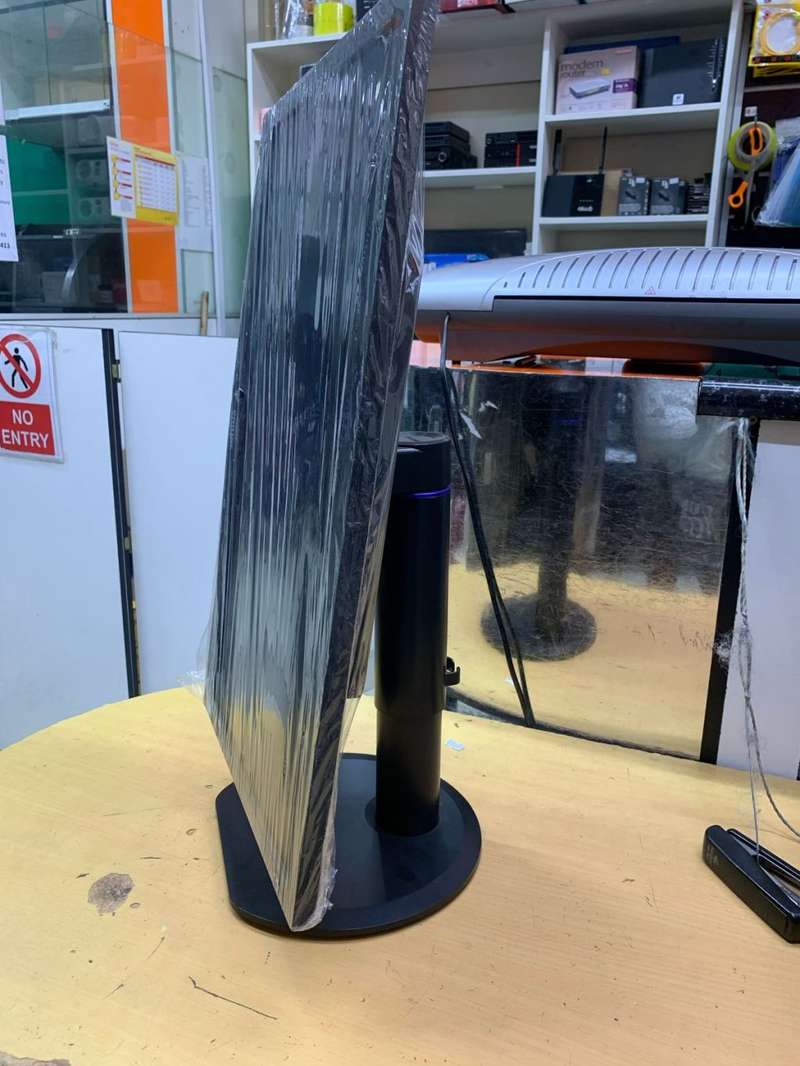 Monitors - 23-inch Philips Brilliance 231B4L 1920 x 1080 LCD Monitor ...