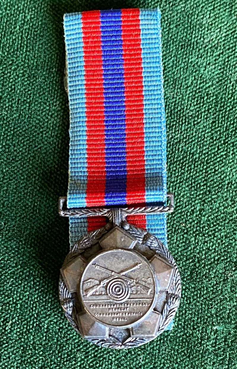 SADF & SANDF - ORIGINAL MINIATURE COMMANDANT GENERALS MEDAL-SILVER AND ...