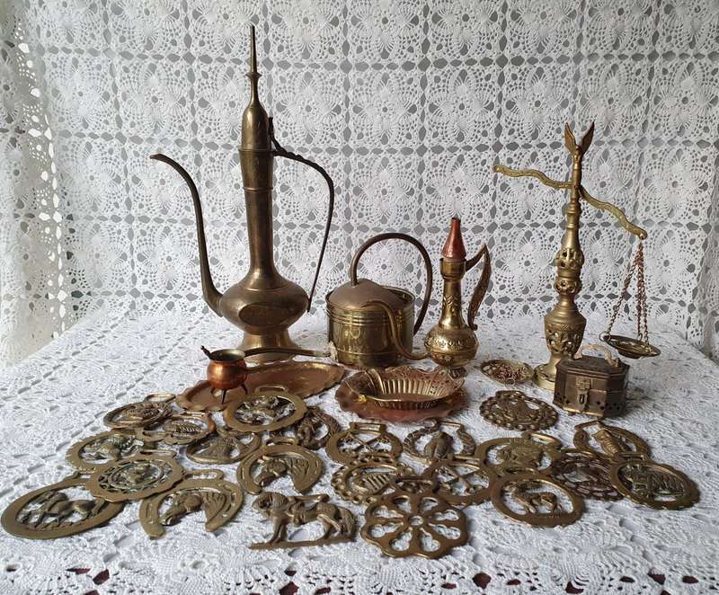 Brass - Vintage Large Brass Bundle ( Damaged Pieces ) was sold for 370. ...
