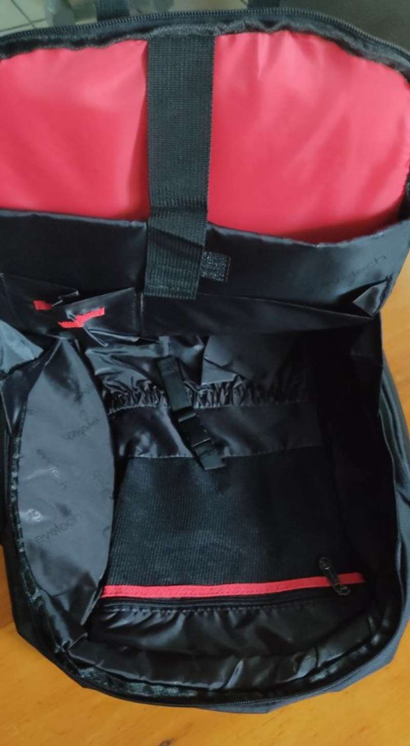 Cases & Bags - Evetech Neo 17` Gaming Laptop Backpack was listed for ...