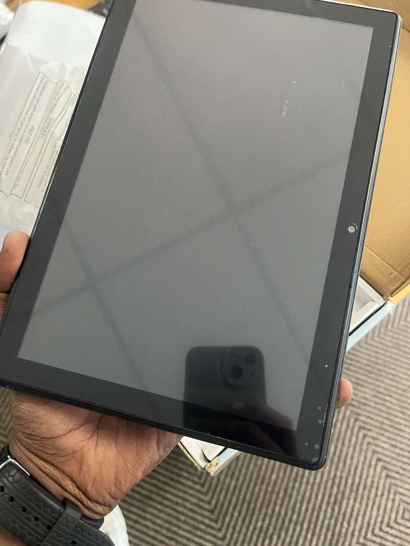 Devices - Mecer Xpress Executive MW10Q17-LTE 10.1-inch HD 2-in-1 Tablet ...