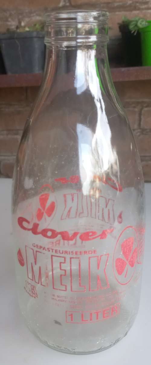 Bottles - Vintage 1 litre Clover milk bottle was listed for 80.00 on 2 ...