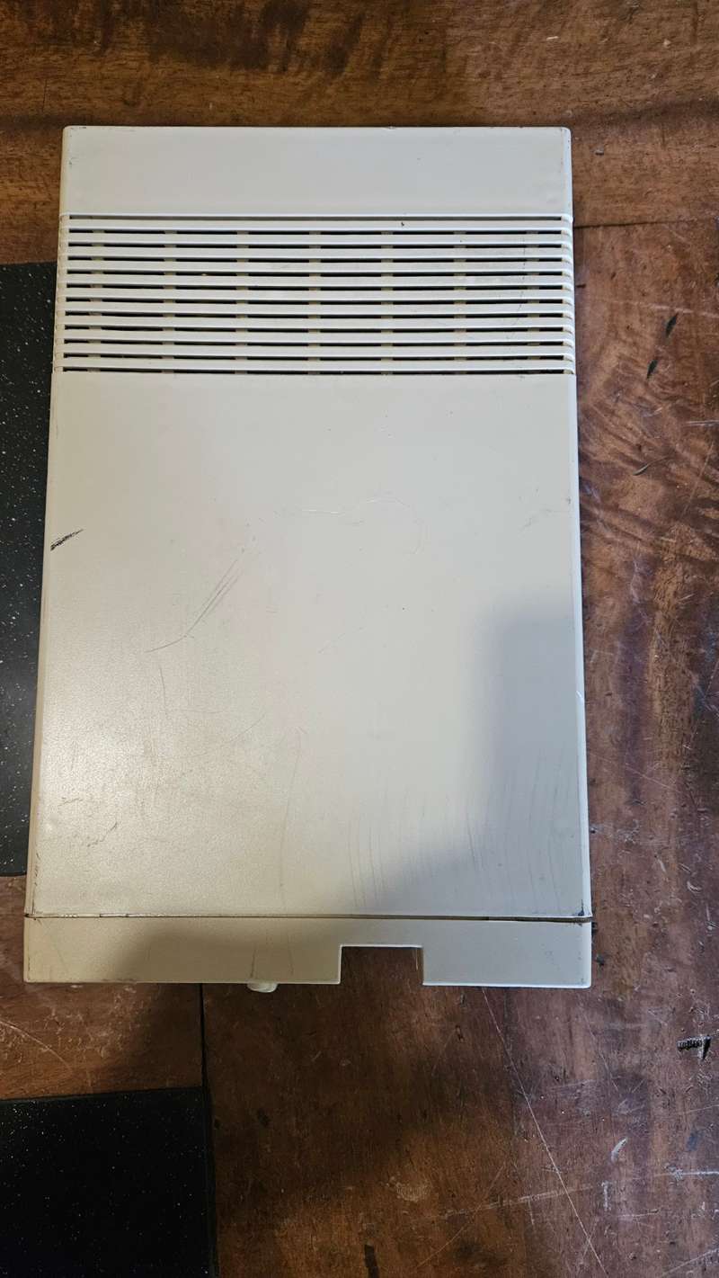 Vintage - Commodore 1571 FDD was sold for 901.00 on 12 Jun at 22:00 by ...