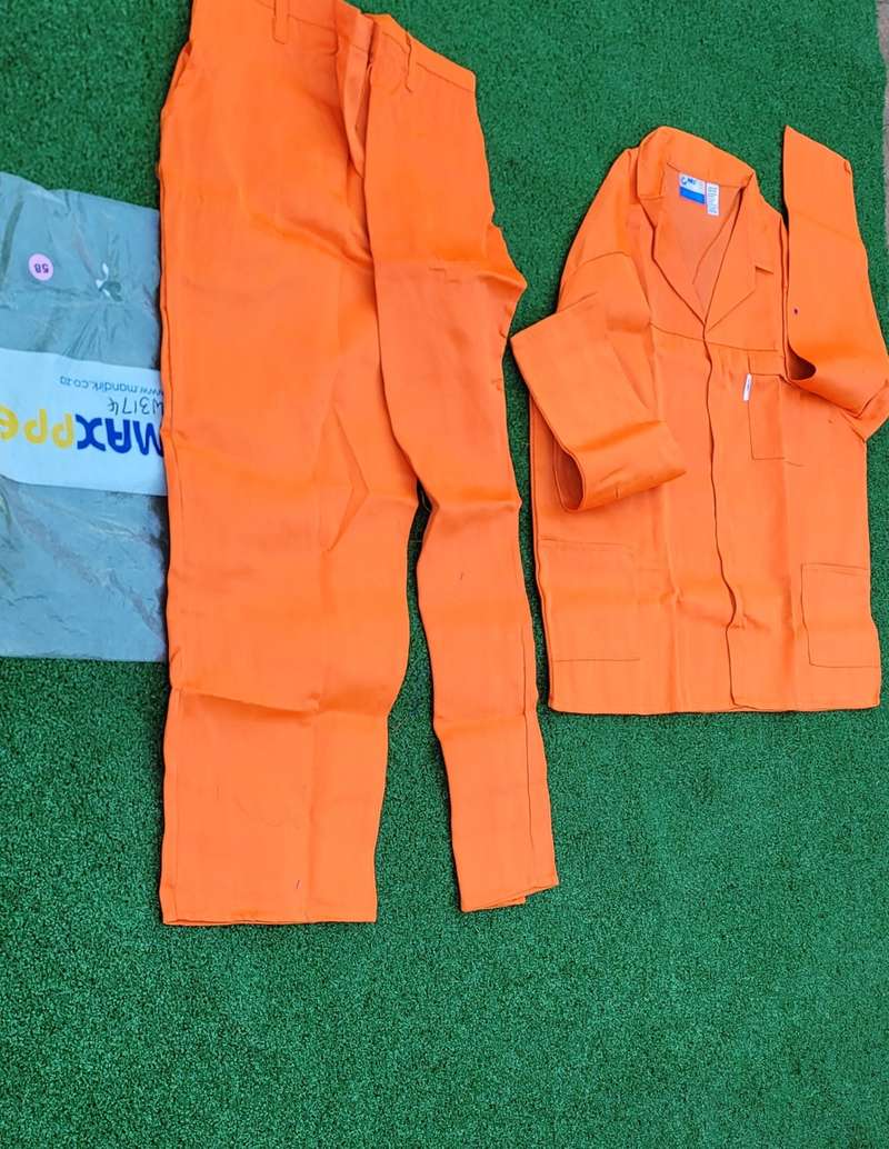 Sandals - MAX PPE ORANGE 2-Piece Work Suit. Size: 58/147 Chest, 54/137 ...