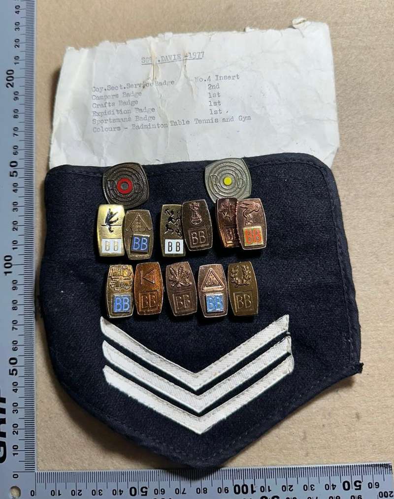 International Badges & Insignia - Rhodesian Boys Brigade - SGT RANK ARM ...