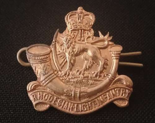 International Badges & Insignia - Rhodesian Light Infantry ( Unknown ...