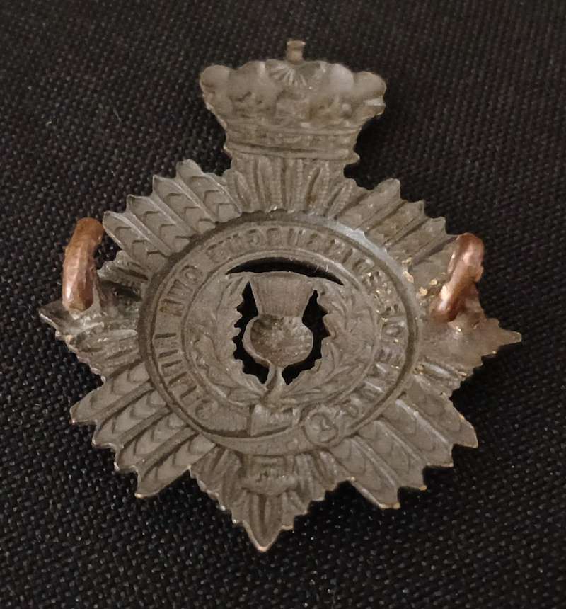 International Badges & Insignia - DUKE OF EDINBURGH`S OWN RIFLES CAP ...