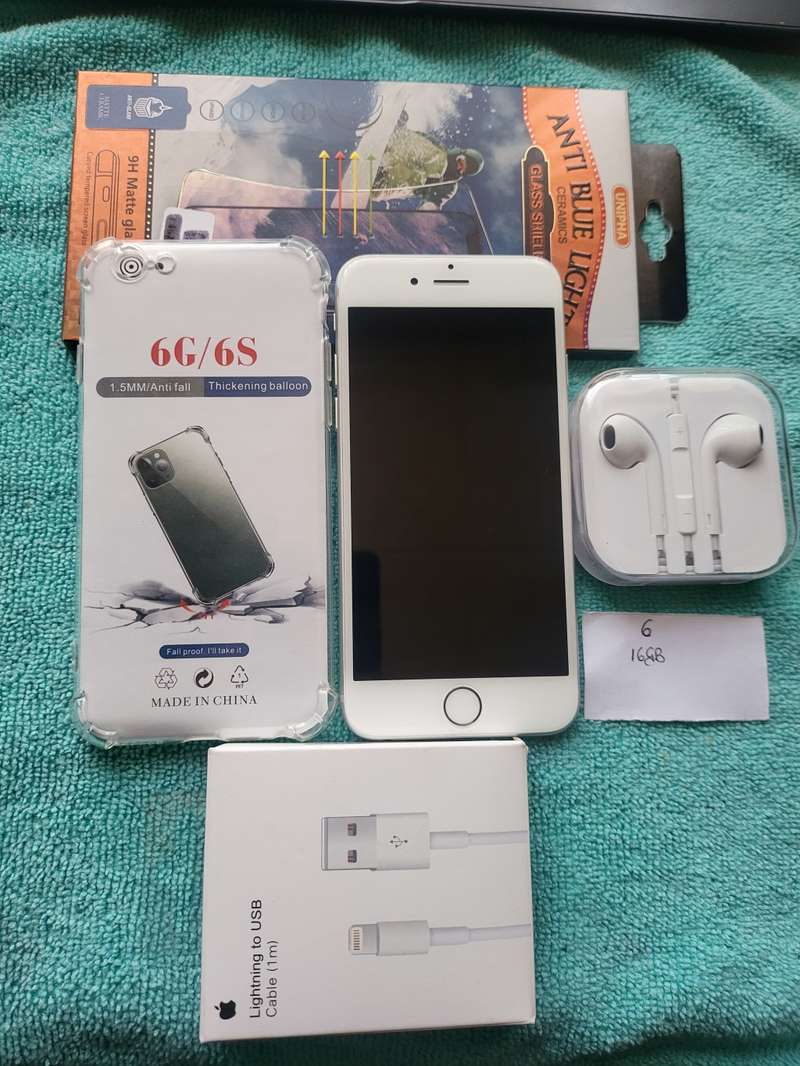 Apple - iPhone 6 - Silver - 64GB - Excellent Condition - Complete Package was sold for 1,435.00 ...