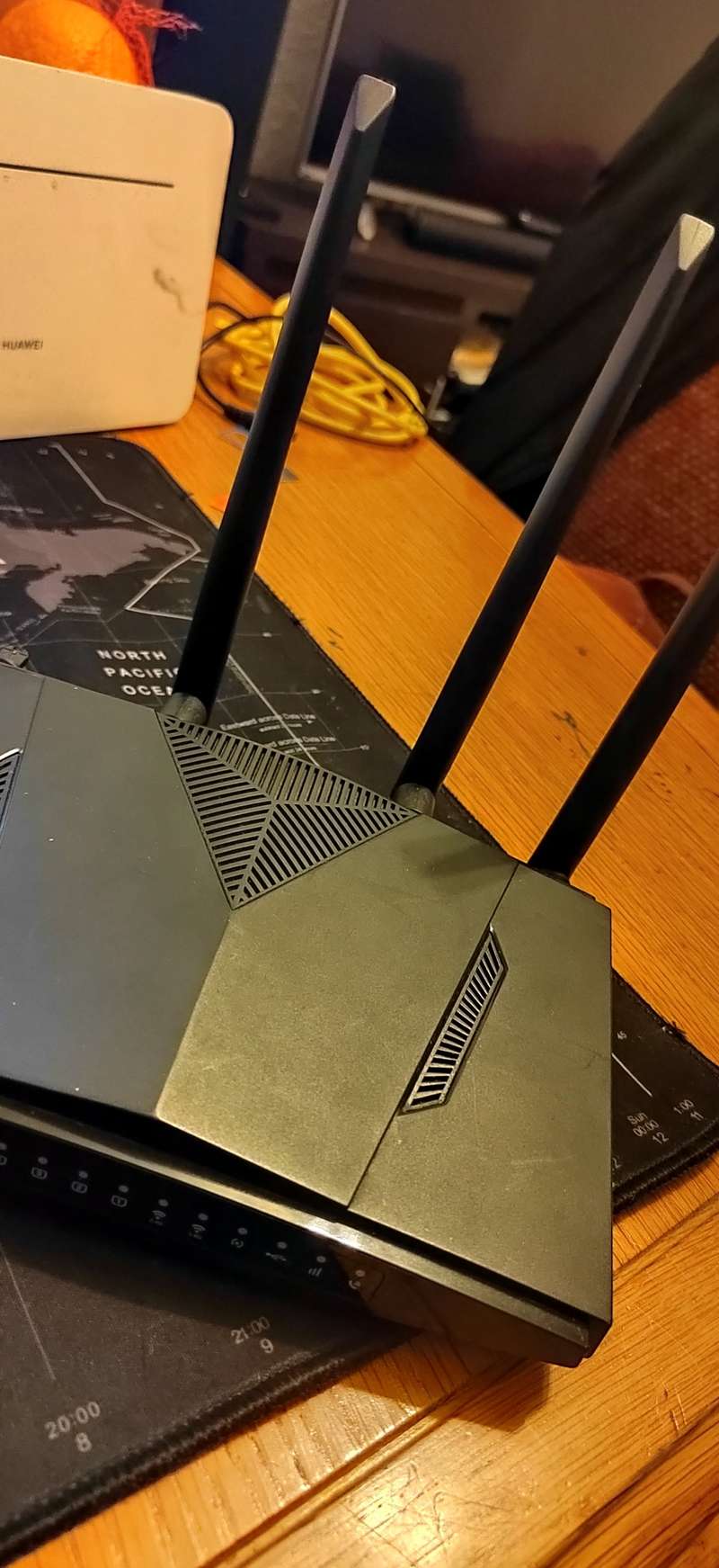 Modems - D-LINK DWR-956M 4G LTe router (It take a sim card) for sale in ...