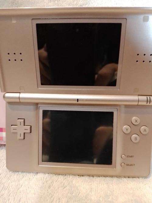 Nintendo - Nintendo DS Lite Rose Gold, c/w Stylus Carry Case, New ...