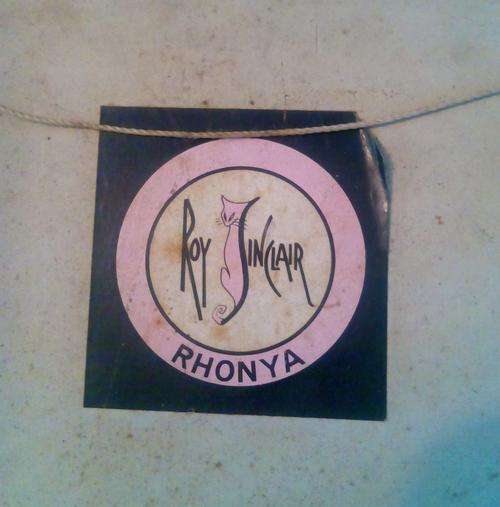 Other Antiques & Collectables - Nineteen seventies airbrushed Siamese ...