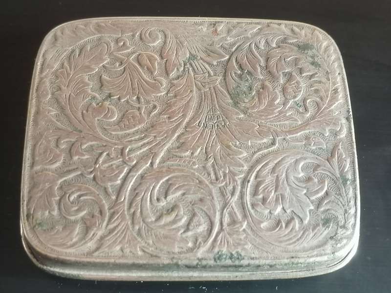 Coin Holders & Pockets - RARE ANTIQUE - PATTERNED SPRING LOADED COIN ...