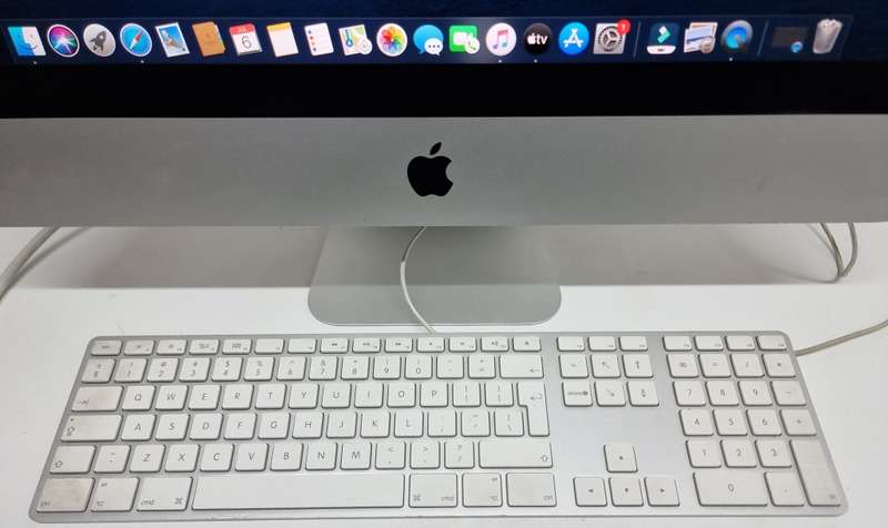 Apple Desktops - iMac 21.5 inch (Late 2012) i5 2.7GHz 1TB HDD 8GB RAM ...