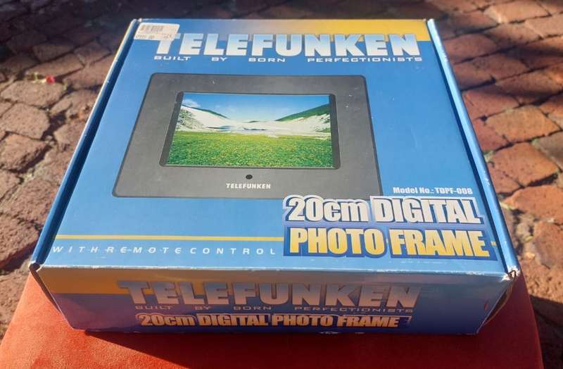 Digital Photo Frames - Telefunken 20cm Digital Photo Frame As New in ...