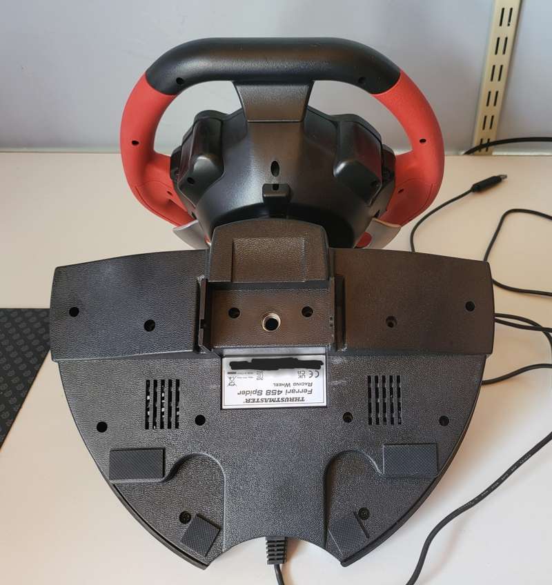 Racing Wheels & Seats - Thrustmaster Ferrari 458 Spider Racing Wheel ...