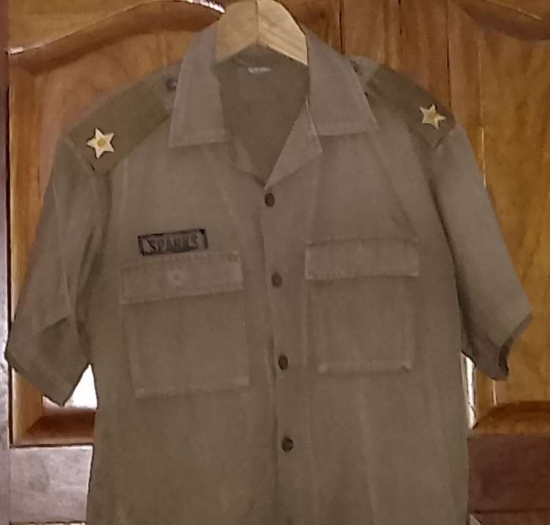 Uniforms - 1985 Angola bush war short sleeve shirt. WITH LIEUTENANT ...