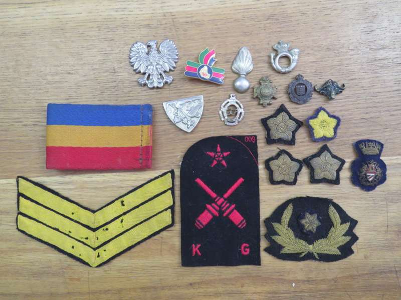 Other Badges & Insignia - Large lot of military badges was listed for 0 ...