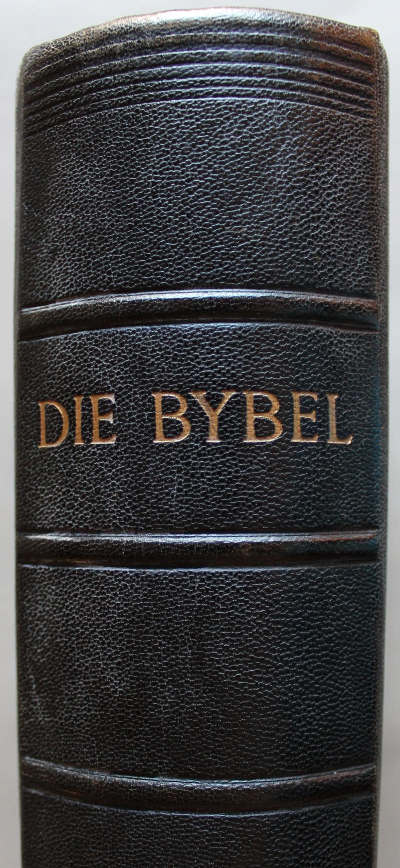 Africana Books - DIE AFRIKAANSE FAMILIEBYBEL - uitgegee in 1953 - GOEIE ...