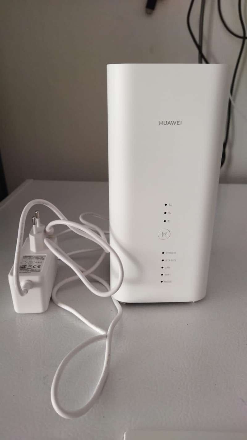 Modems - Huawei B818 - 263 4G / 5G Ready Cat.19 Router was listed for ...
