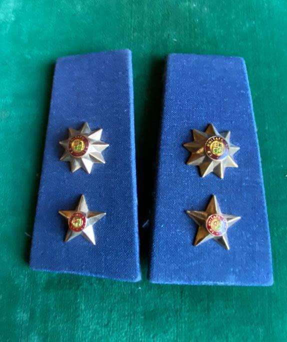 South African Army - SA AIRFORCE LIEUTENANT COLONEL RANK BOARDS IN GILT ...