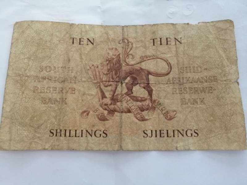 ZAR Bank Notes - A SOUTH AFRICAN TEN SHELLING NOTE AFR/ENG 1956 for ...