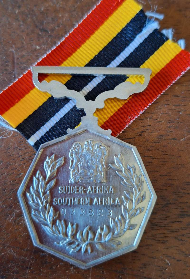 SADF & SANDF - SADF SOUTHERN AFRICA MEDAL (FULL SIZE) REAR NUMBERED ...