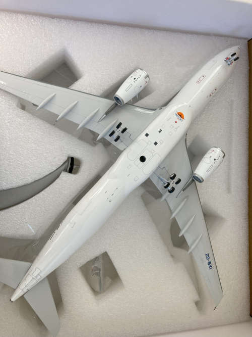 Models - SAA South African Airways Airbus A330-300 diecast model 1:200 ...