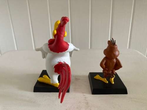 Other Antiques & Collectables - Looney Tunes statuettes Foghorn Leghorn ...