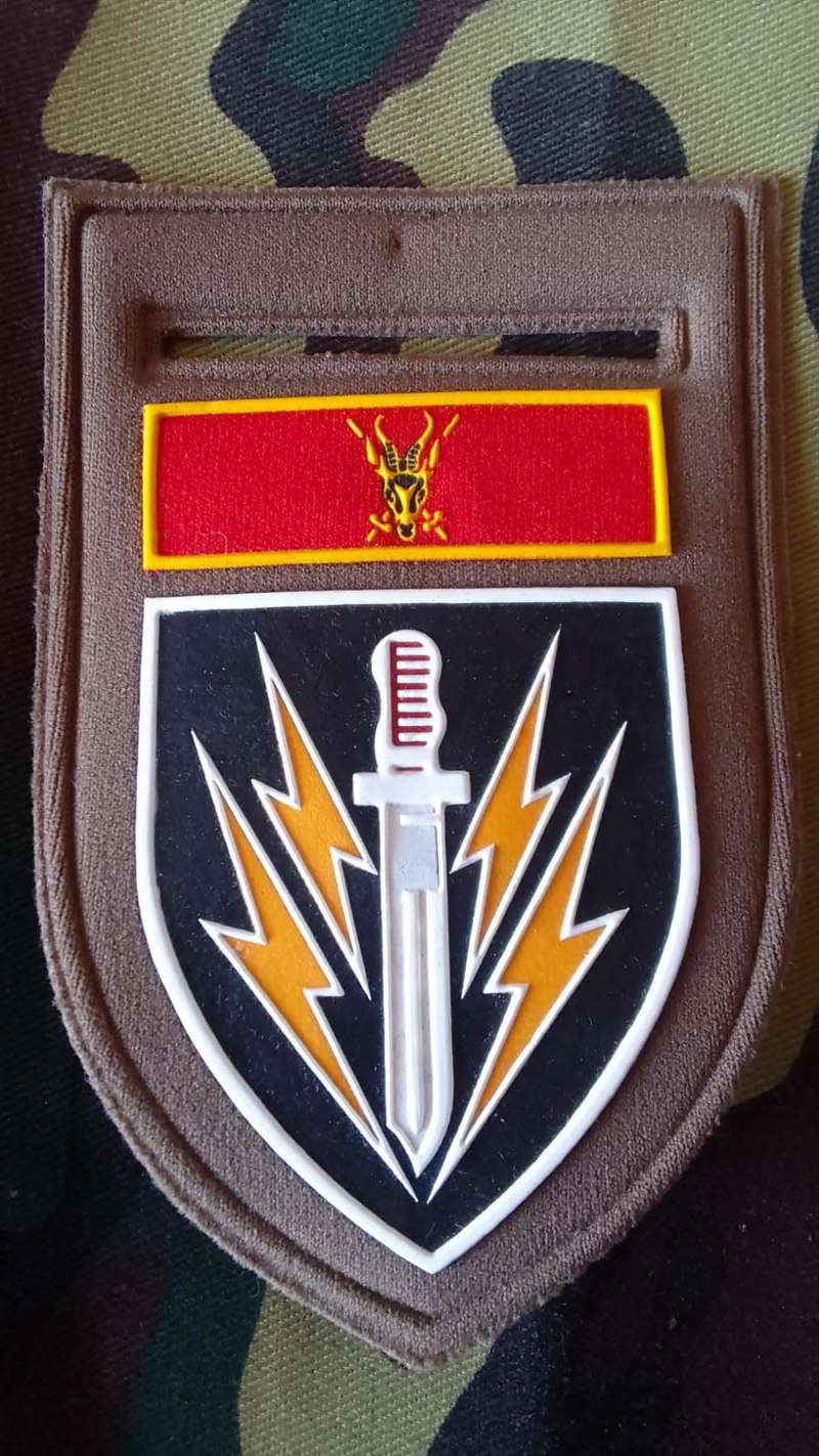 South African Army - SADF/ SA ARMY 61 MECH TUPPER FLASH (with command ...