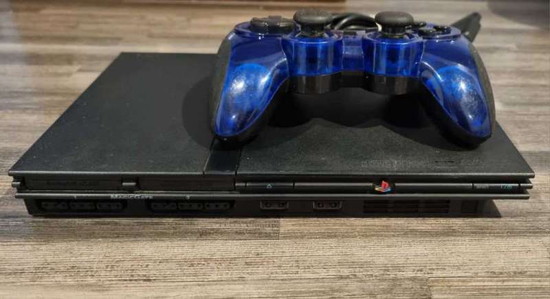 PlayStation - PS2 Console and Controller was sold for 650.00 on 13 Jul ...
