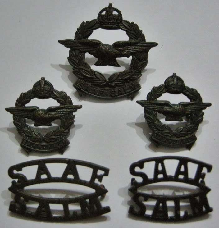 South African Airforce - SA Air Force Cap & Collar Badges & Shoulder ...