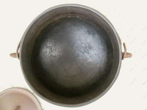 Potjie - NOW REDUCED BY 50 %! LEGENDARY *FALKIRK* 3/4 CAST IRON POTJIE ...