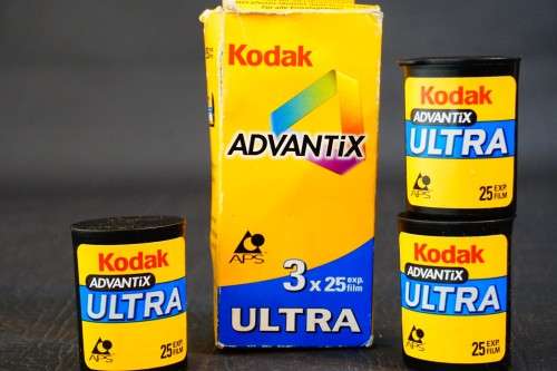 35mm SLR - Kodak Advantix APS Film 25 Exp 3x Rolls **Expired Film** for ...
