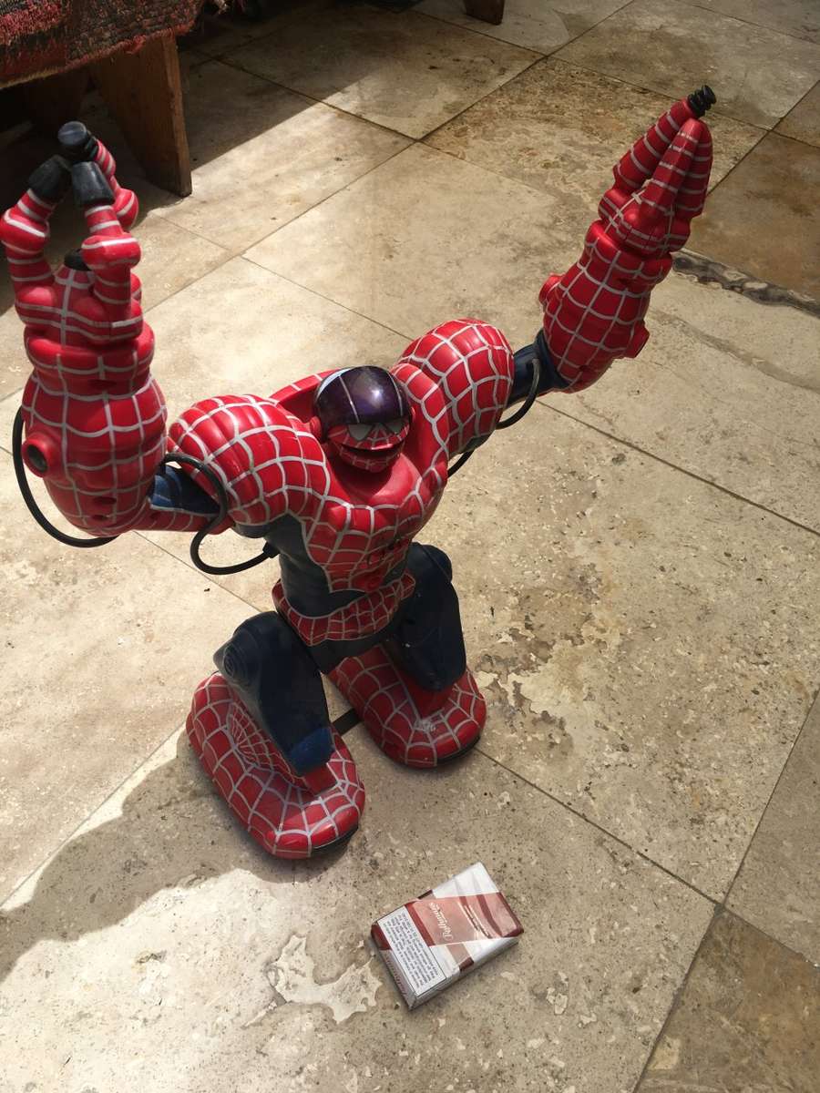 Robots - wowwee spidersapien robot spider man spiderman robot figure ...