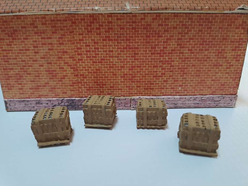 Scenery - Model Trains N Scale - Pallets with loads Small (x5 pack ...