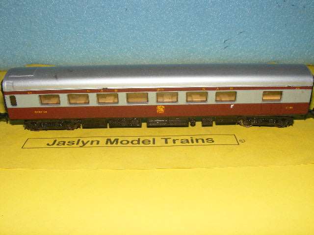 Rolling Stock - Lima HO SAR/ SAS Trans Karoo Dinning Car, was sold for ...