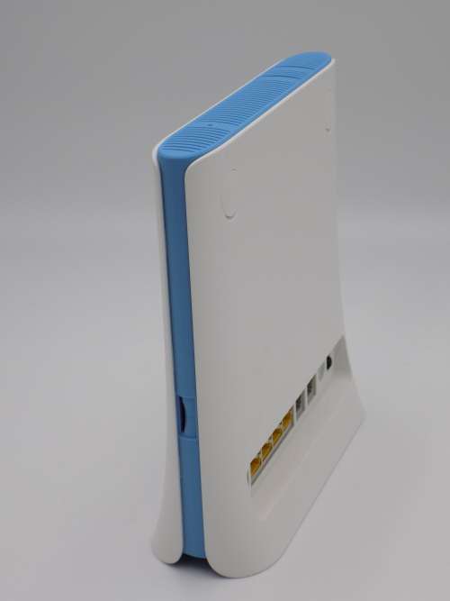 Wireless Routers - ZTE MF286C LTE 300Mbps 4G WiFi Router (Takes SIM ...