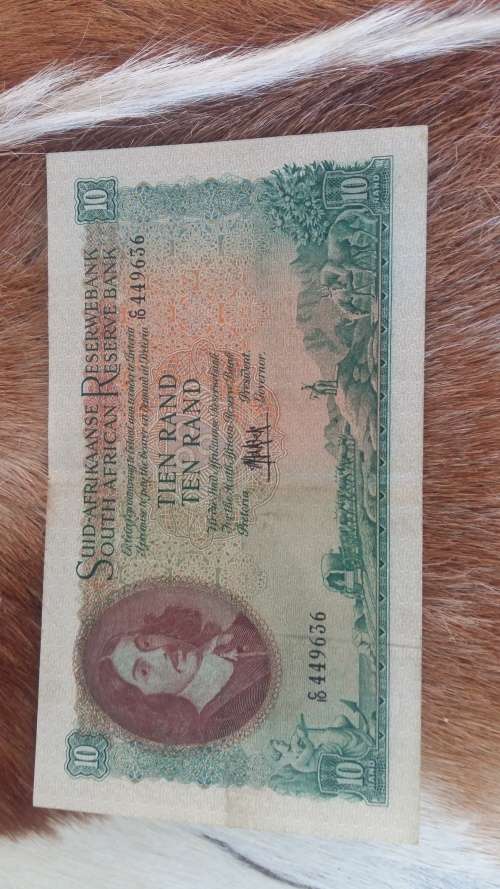 Other South African Bank Notes - R10 NOTE IN MINT CONDITION was sold ...